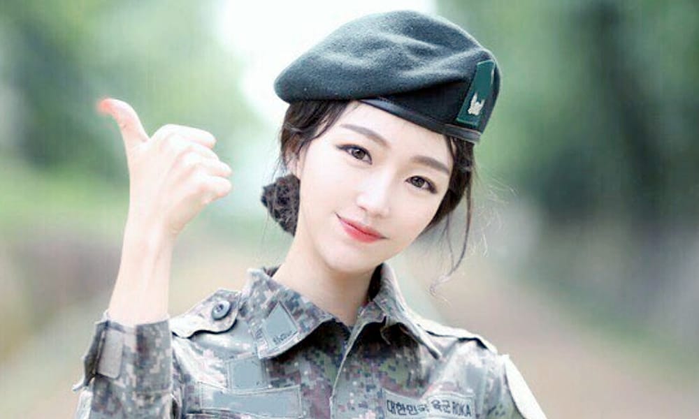 Rupanya Selama 17 Tahun Askar Wanita Pakai Spender Lelaki Tapi Askar ...